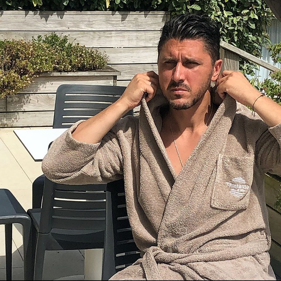 PRO TV - Cine sunt Ana și Florin Muntean, cei doi soți implicați în ... PRO TV - Cine sunt Ana și Florin Muntean, cei doi soți implicați în ...